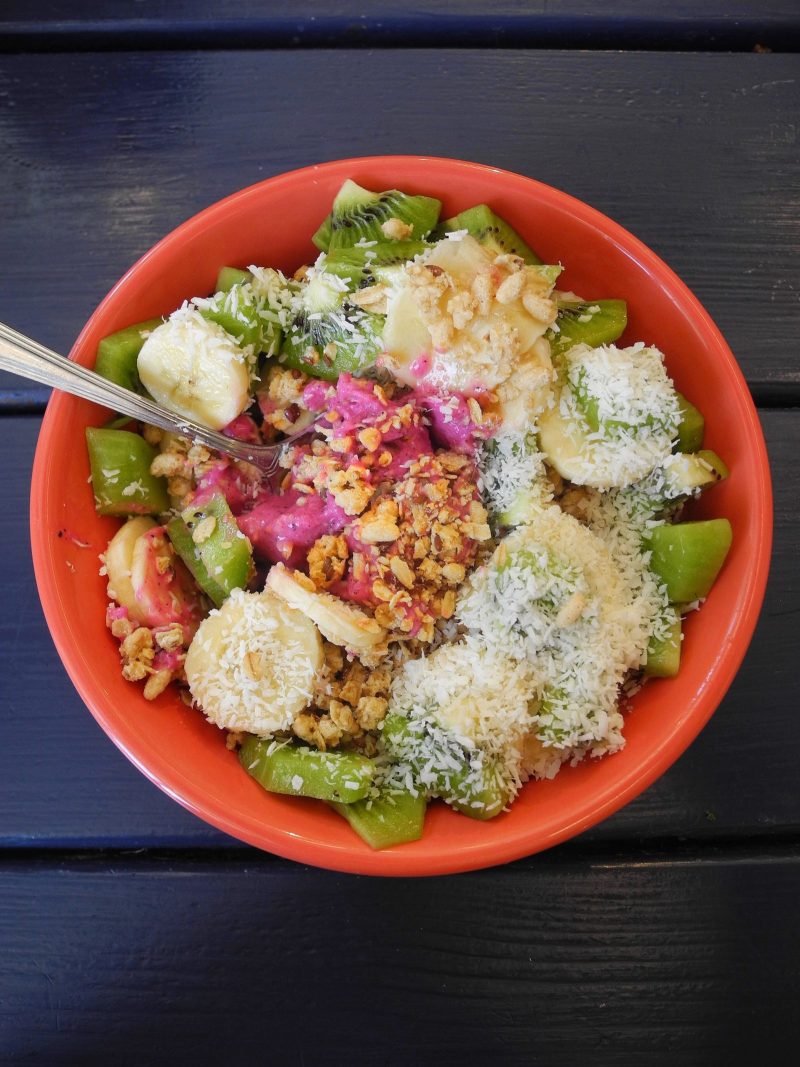 Downtown, LA: Backyard Bowls - Glowcation